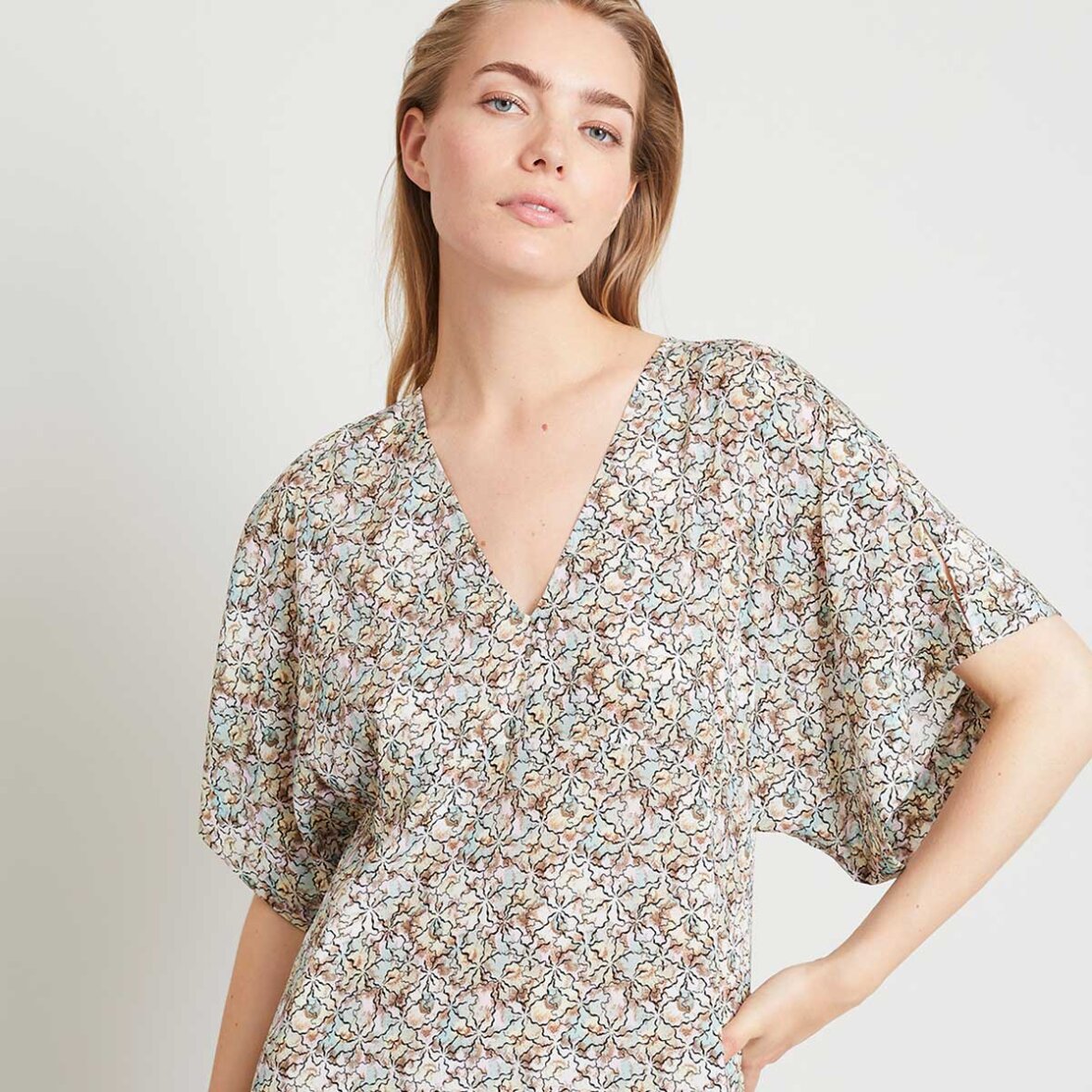 HEARTMADE VIONA KJOLE | PARADISE PINK - Stokværk